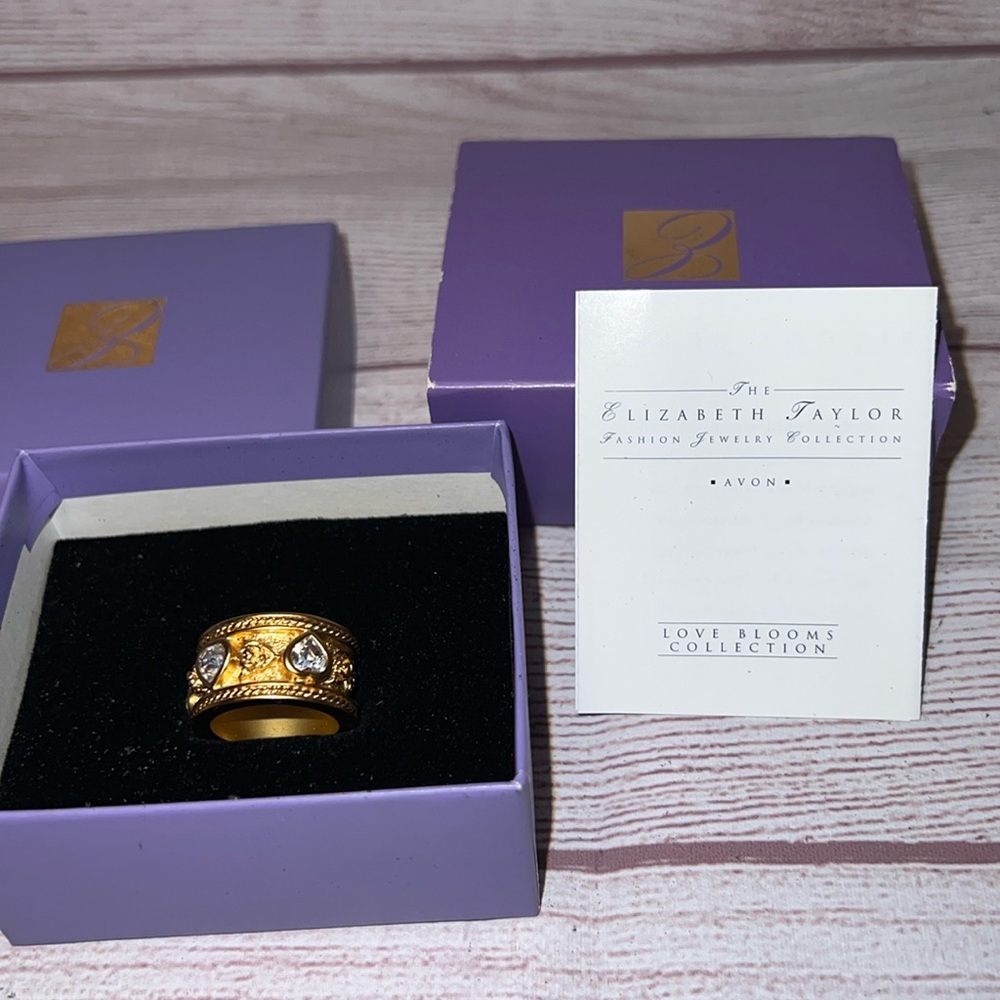 Elizabeth Taylor Love Blooms Collection By Avon Gold … - Gem